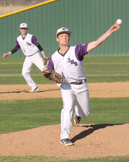 Still in the hunt | Jacksboro Herald-Gazette